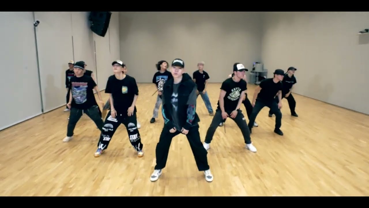 지코 (ZICO) ‘괴짜 (Freak)’ Dance Practice