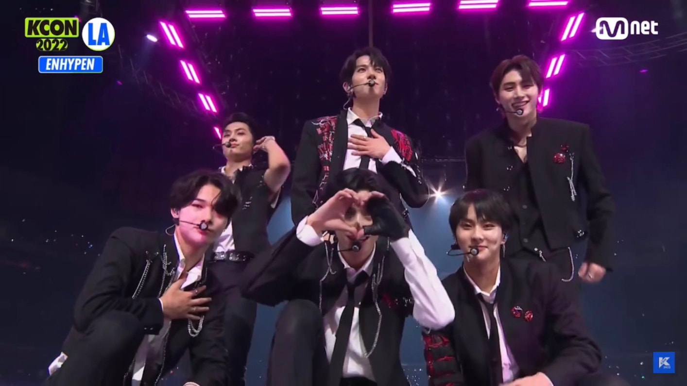 ENHYPEN Community Posts - KCONお疲れ様でした。凄い声援だったし、みんなとてもカッコよかった Feature Perfectのソヌのソロパートのとき、会場にいない ...
