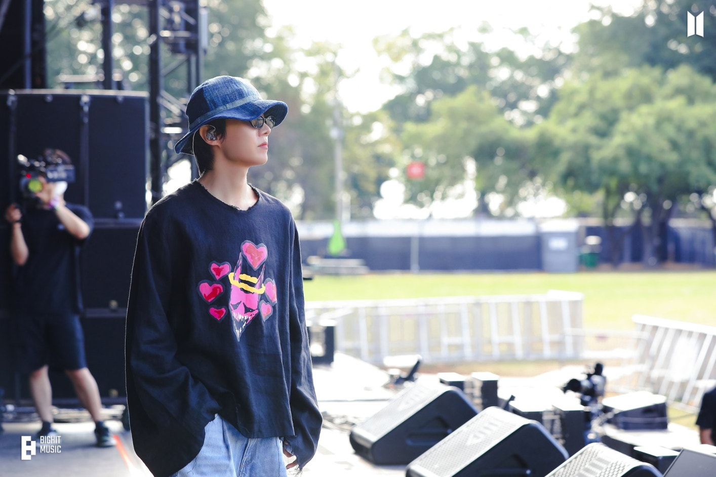 BTS Community Post - Hobi esque sos tan lindo 🧡🐿️ #Jhope 📸