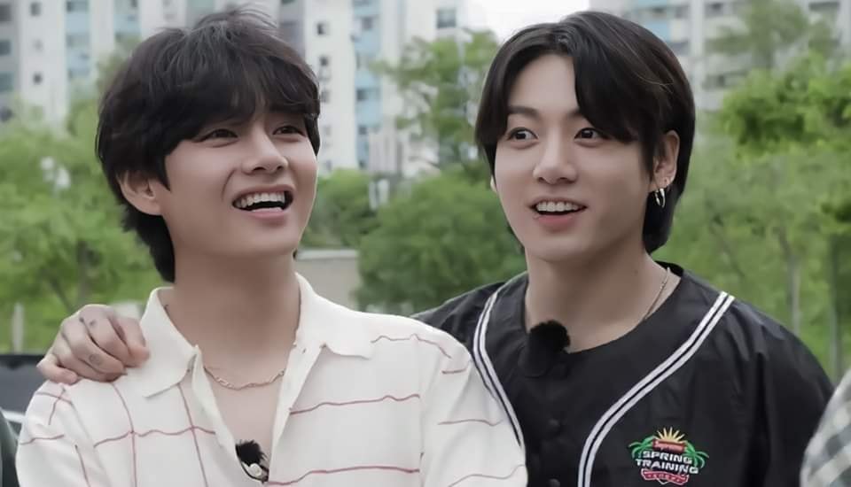 BTS Community Posts - taeh and koo.