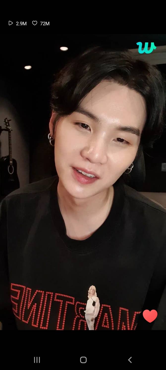 BTS Community Posts - ang pogi 💜💜💜