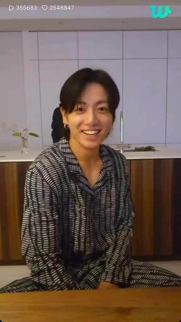 Bts Community Posts 사랑스러운 😍 좋아요 🐰🐹lovely 😍 Like 🐰🐹