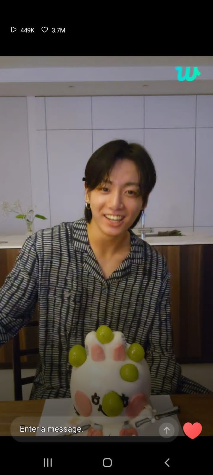 BTS Community Post - #jk WEVERSE NYA ERORR 😭😭😭😭