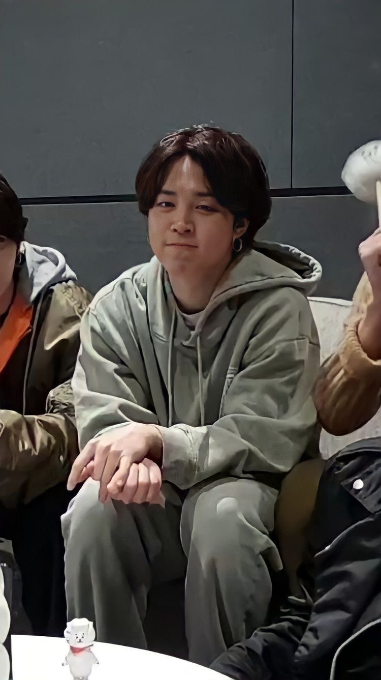 BTS Community Post - My Beautiful Heart 🫶🏻