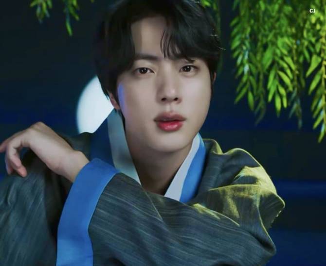 Bts Community Posts 석진아 뭐해 🙂💕 오석이가 궁금하다💜 좀 있음 콘서트 추첨 발표인데 안될거같아서 긴장도