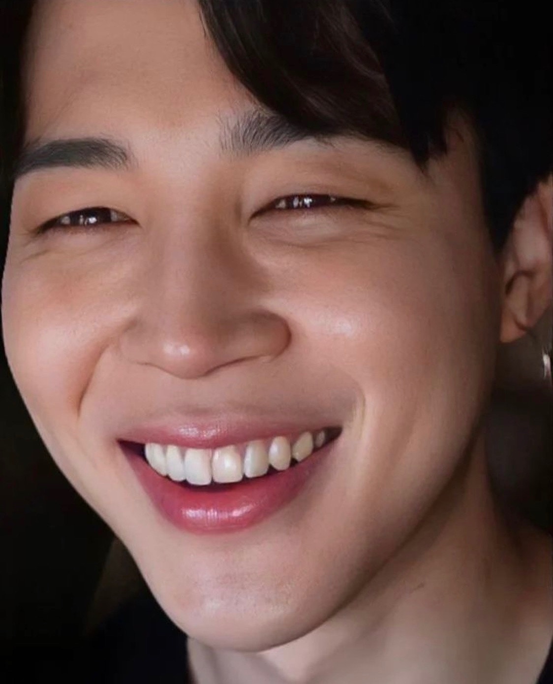 Bts Community Post 지민이를 만나고 싶다 근데 부산은 못 가😭 호텔도 비행기도 못 잡아 저기요 콘서트 날