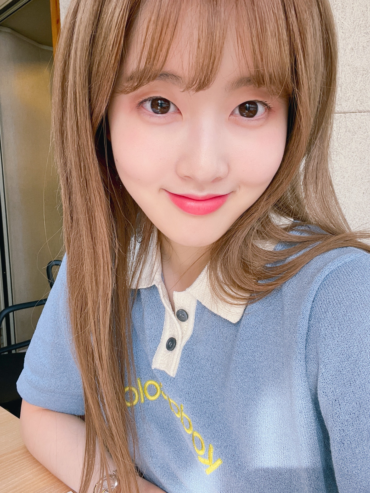 Stayc 커뮤니티 포스트 스윗 행복한 연휴 보내고있어 맛있는 거 많이 먹고 있어 잘 지내고 있어 나는 안보고시퍼
