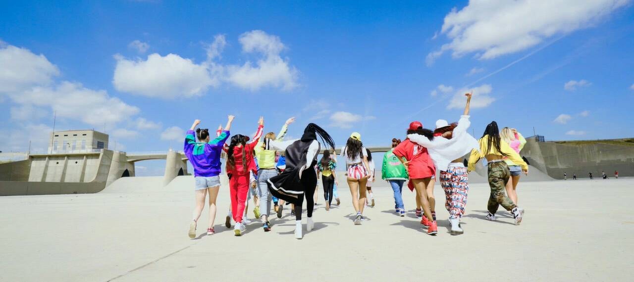 Weverse WINNER Media - WINNER 'REALLY REALLY' M/V DANCE CREW ...