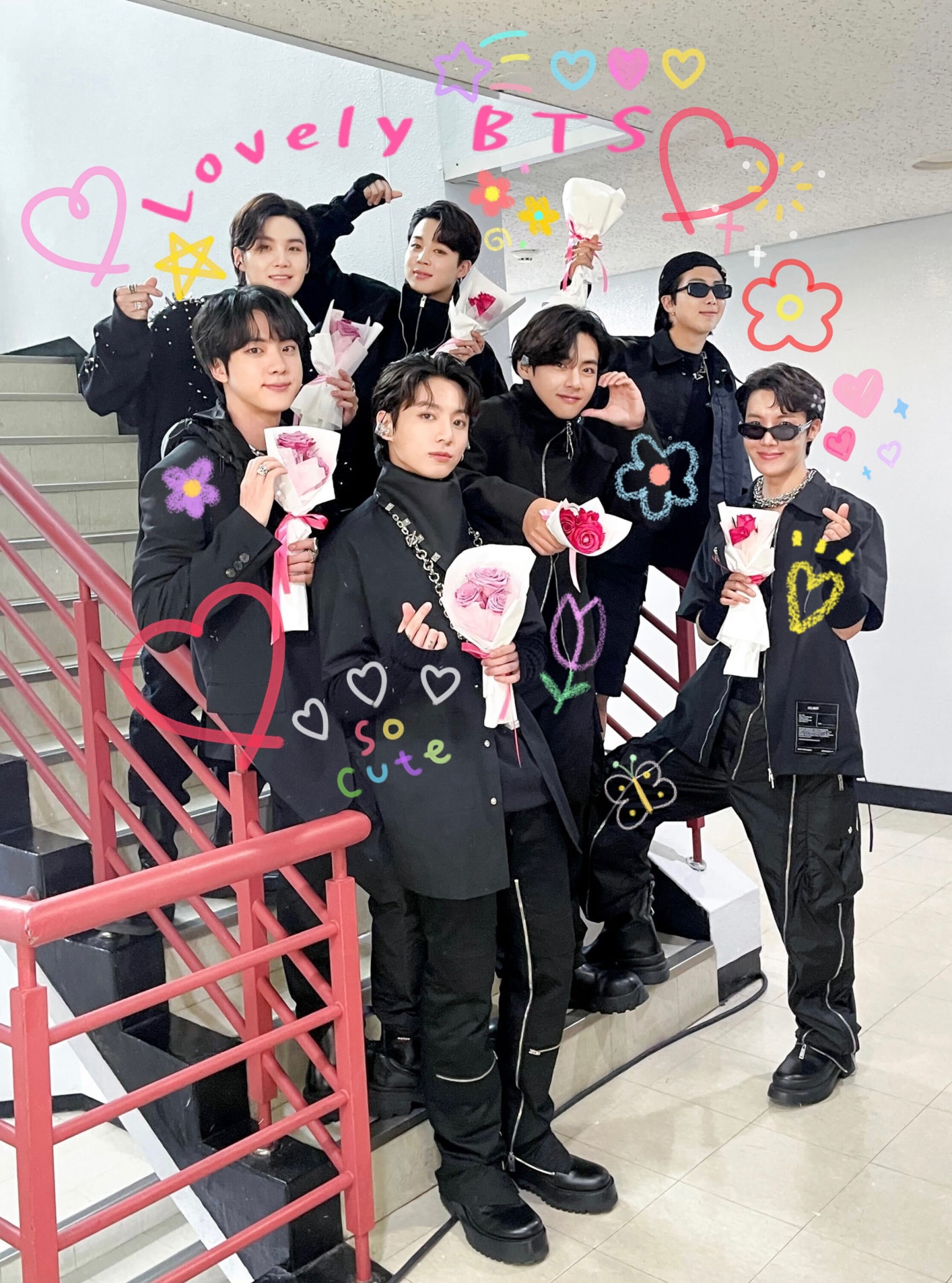 BTS Community Post - #ARMY_Borahae_BTS_on_Weverse 입덕 하고 나서 이 잘생긴 용안들을 한번도 실제로 본 적이 없는데 이번 부산 ...
