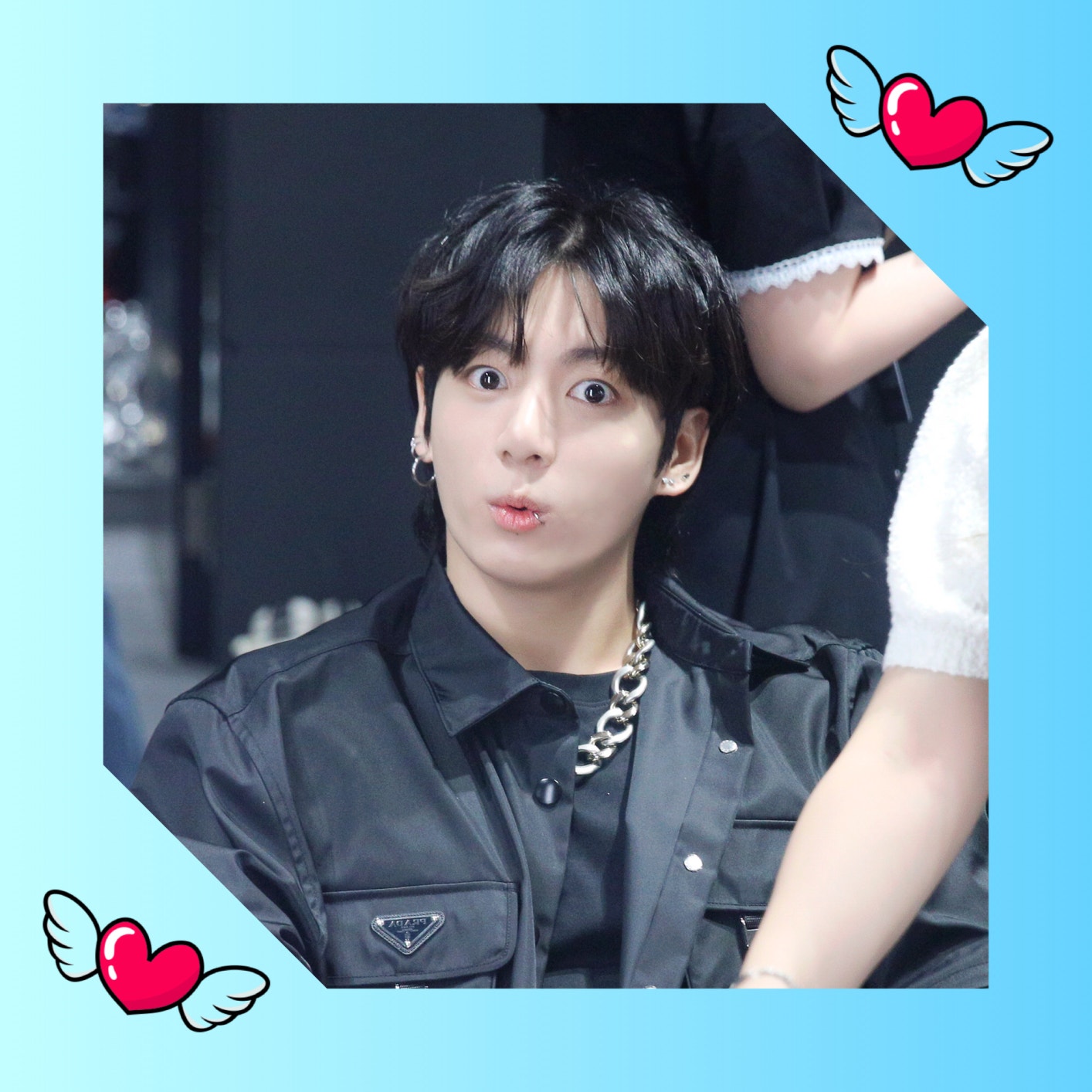 BTS Community Post - ~𝑚𝑜𝑟𝑛𝑖𝑛𝑔~ 🥕🥪🐰JUNG KOOK Time 🐰🥕🍔 グゥさん🐰 おはよぅ♡♡ 食欲の秋🎃🍁だし… 先週は秋夕と…たくさん美味しいもの 食べ ...