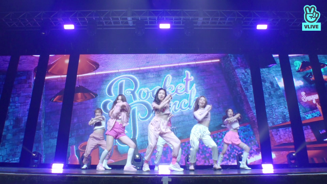 Rocket Punch 로켓펀치 빔밤붐 Bim Bam Bum Debut Showcase