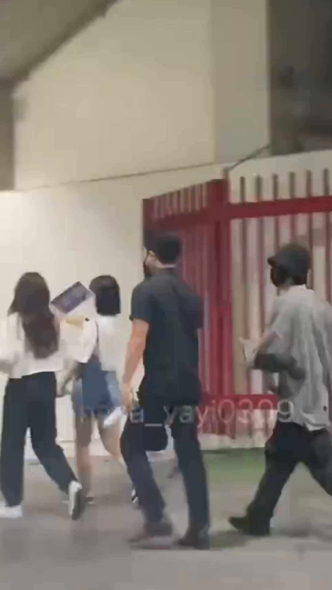 BTS Community Post - Hoseok Ig Story 220919 wristband for IU’s concert ‘The Golden Hour: Under ...