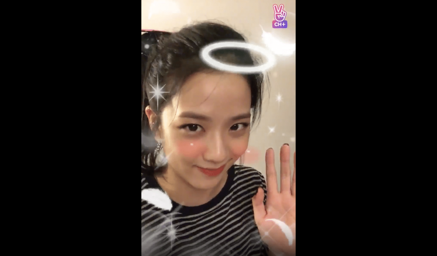 WeverseBLACKPINK Media - [CH+ mini replay] 잠시 들린 chu💋 Chu just dropped ...