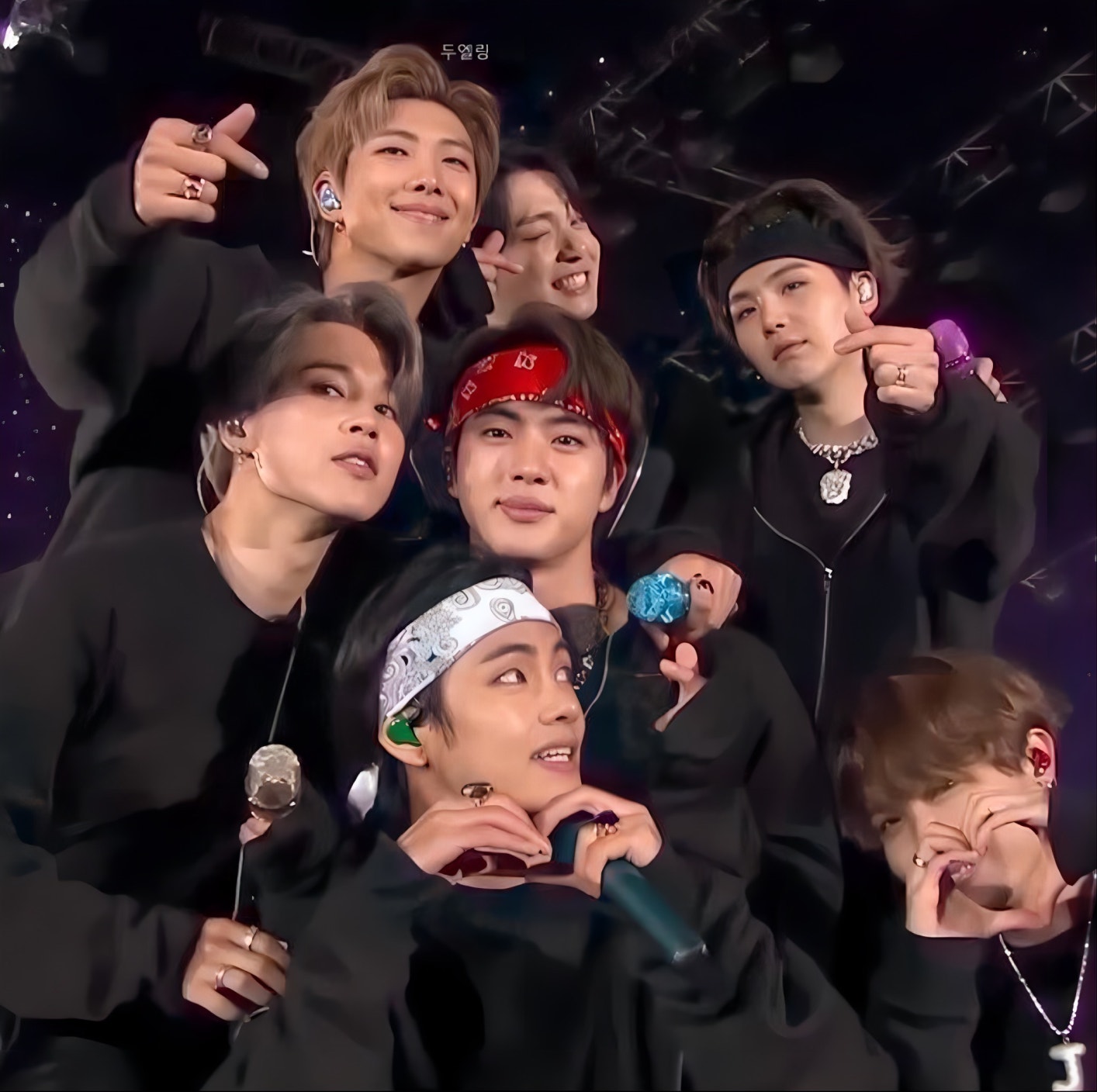 BTS Community Posts - #ARMY_Borahae_BTS_on_Weverse もうね！本当にバンタンは私の永遠の誇りですよ🥹💕 毎日さ、BTSって解散したんじゃないの ...