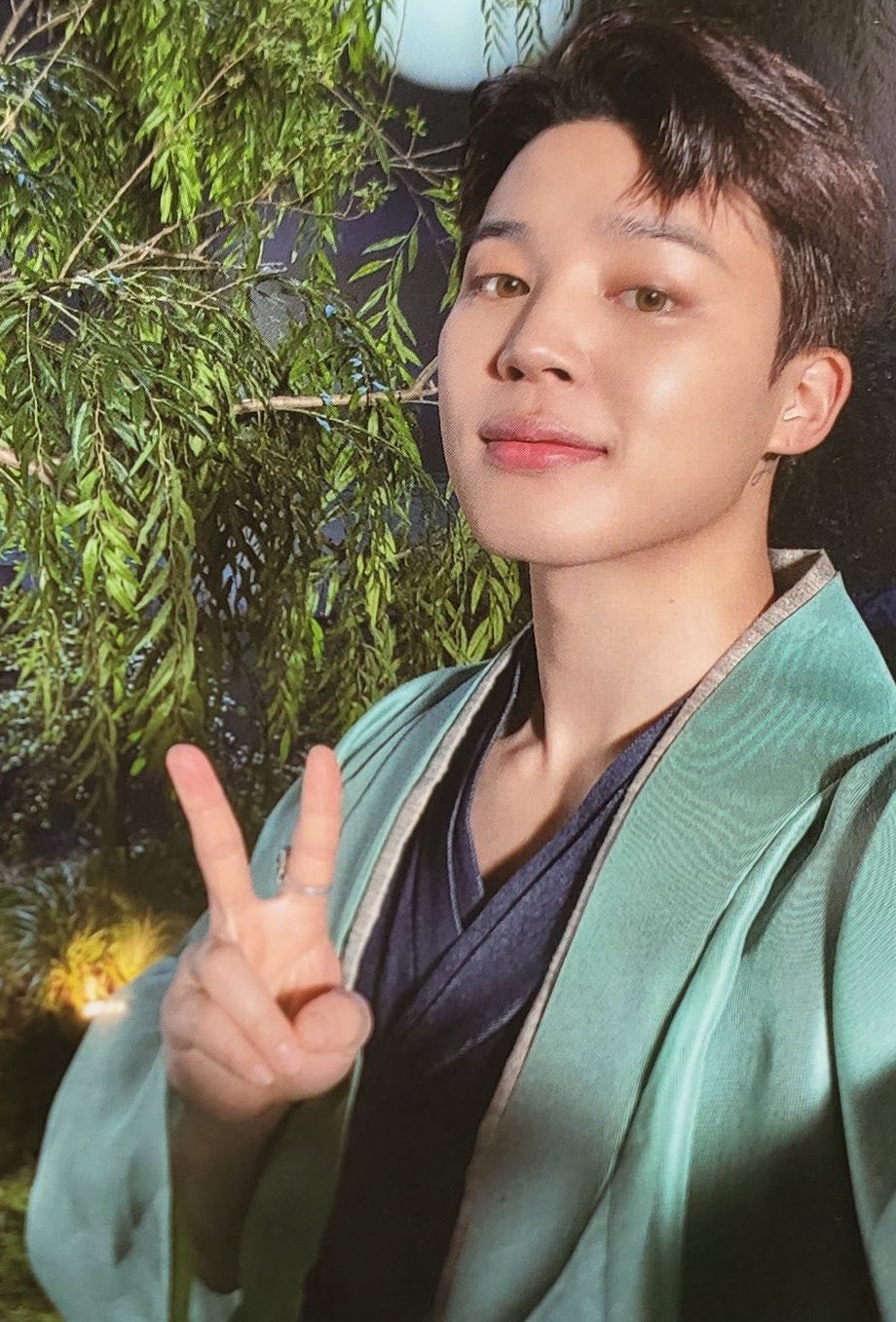 Bts Community Posts 지민아 좋은 저녁이에요 😊 당신은 지금도 일하고 있나요 밥은 벌써 먹었니 아직 먹지
