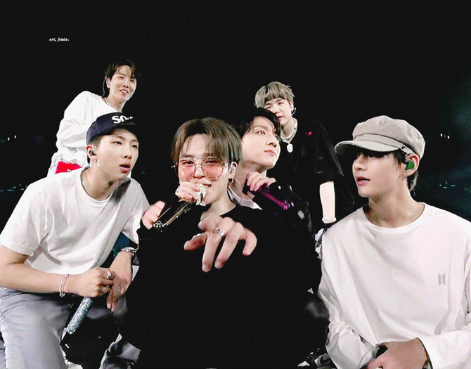 BTS Community Posts - #army_borahae_bts_on_weverse i was lost and had no more dream but then i ...