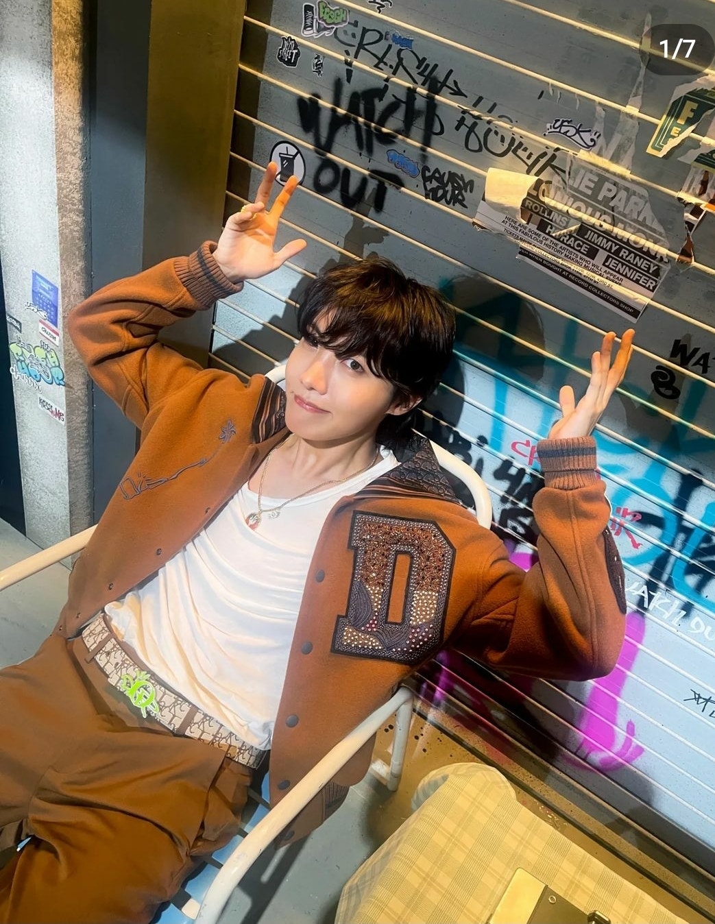 BTS Community Posts - Woah Hobi! 😎 The song is cool, the choreo is cool ...