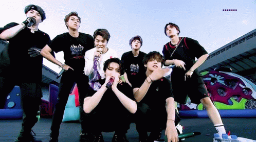 BTS Community Post - #ARMY_Borahae_BTS_on_Weverse Facing hardships yet standing the tallest is ...