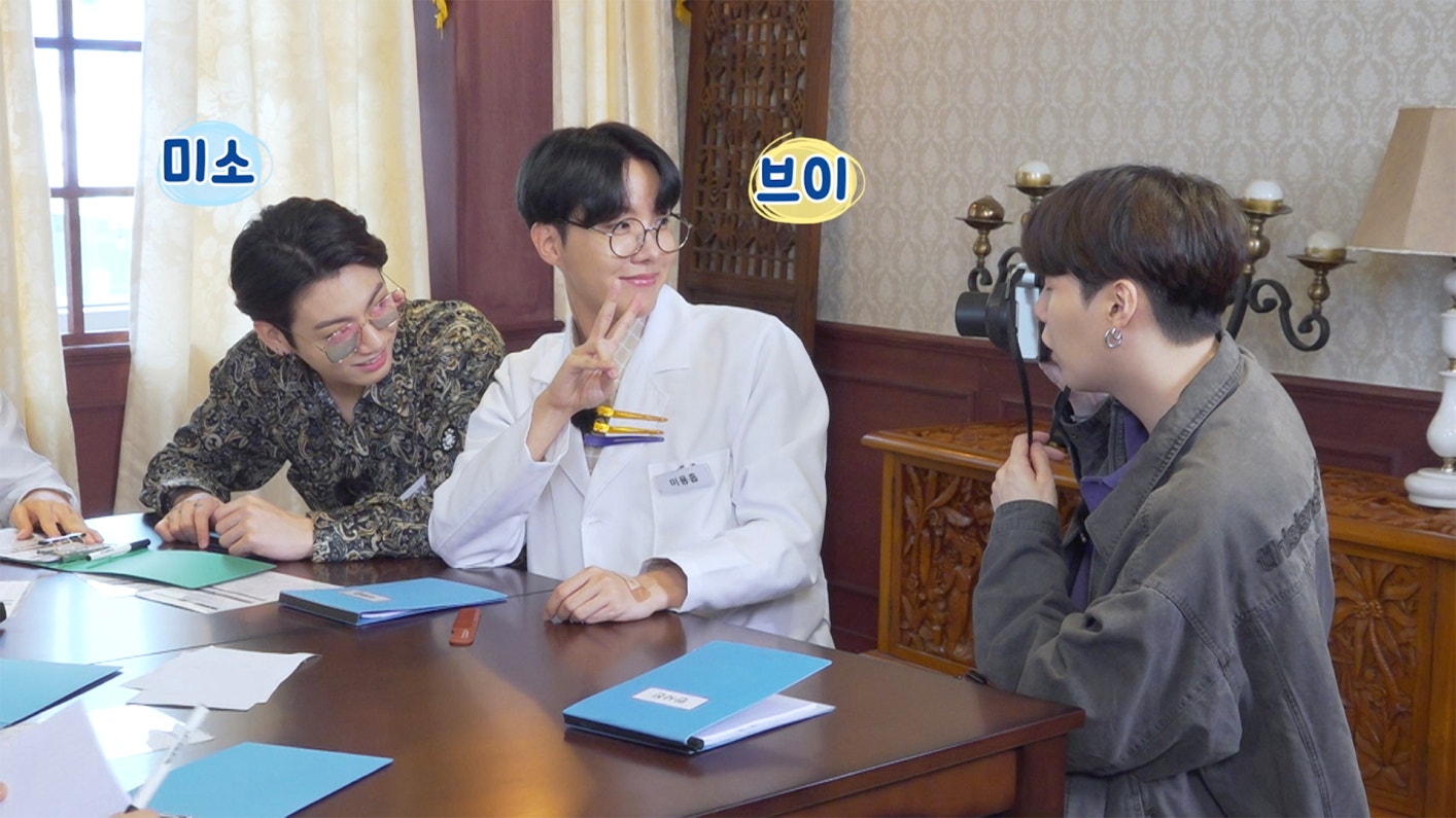 Weverse BTS Media - [Behind] Run BTS! - EP.120