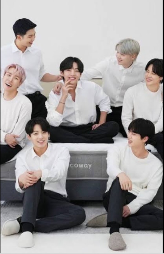 BTS Community Post - This is my first post..💜😄 I'm very happy rn.. I'll ...