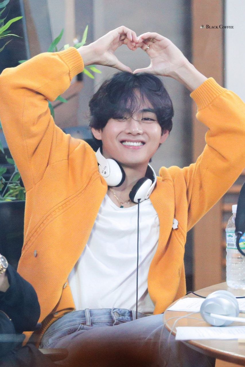 BTS Community Post - TAEHYUNG OPPA 💜 LOVE YOU SO MUCH BRO 💜 #KIMTEAHUYNG #VTAEHYUNG #TAETAE # ...