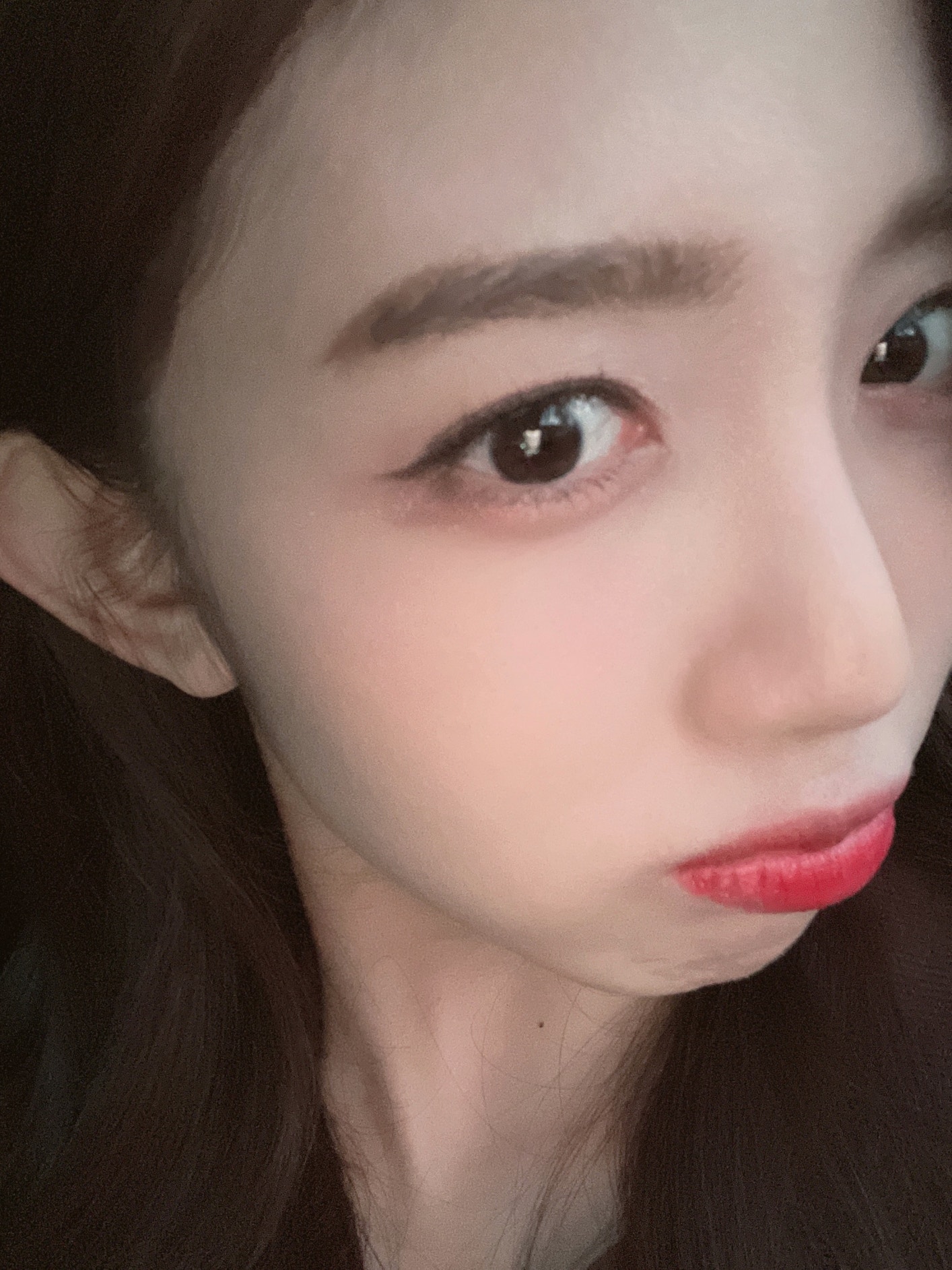 Cherry Bullet Community Posts 고마운 룰렛 ~ 푹 자고 낼 하루도 상쾌하게 시작해🫶🏻🌸 Yu Ju