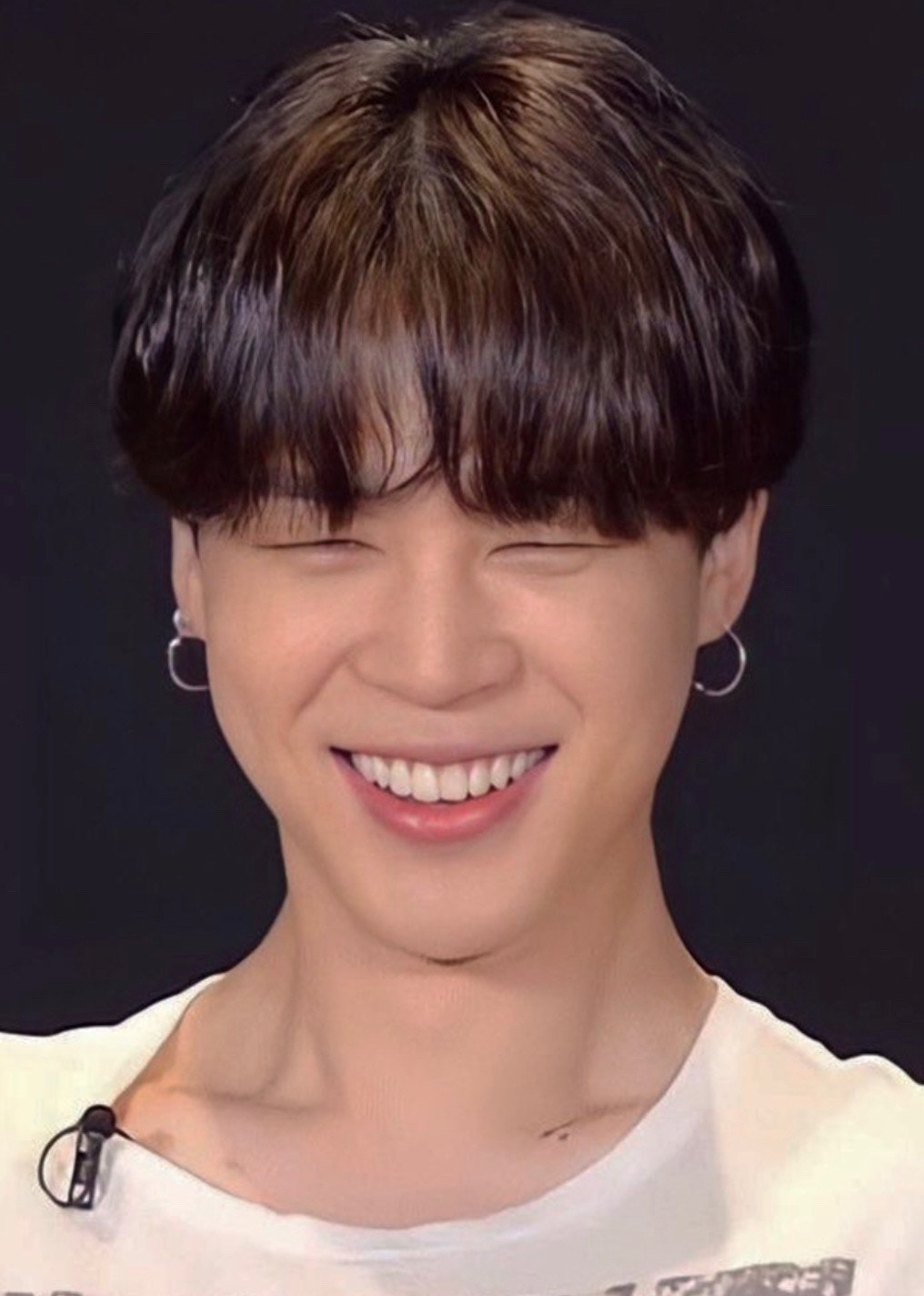 Bts 커뮤니티 포스트 보고 싶고 언제 만날 수 있을지 생각해도 그날이 너무 멀어서외로워져 그래도 많이 좋아하니까 언젠가