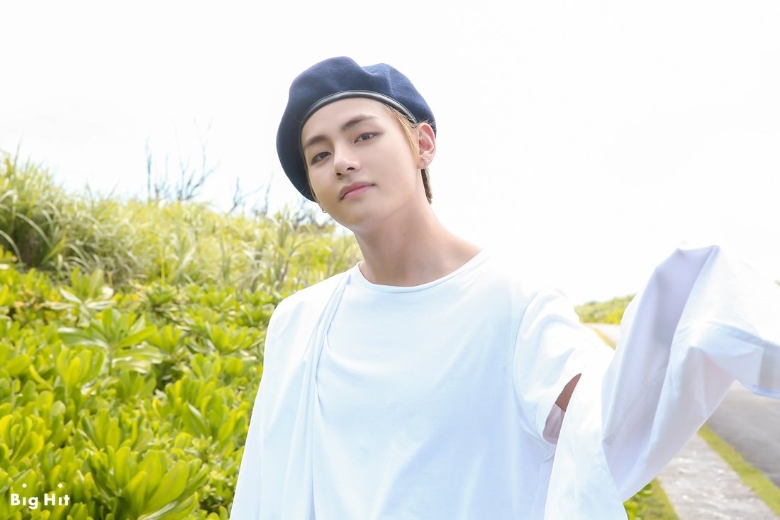 BTS Community Posts - TMA人気賞1位おめでとうございます🎉 毎日投票しました🥰 ARMYたちのおかげで1位になれた。 投票してくださったARMYたち、ありがとうございます。