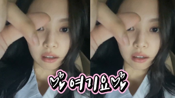 Weverse Weverse zone Media - [BLACKPINK] JENNIE giving heart for fans