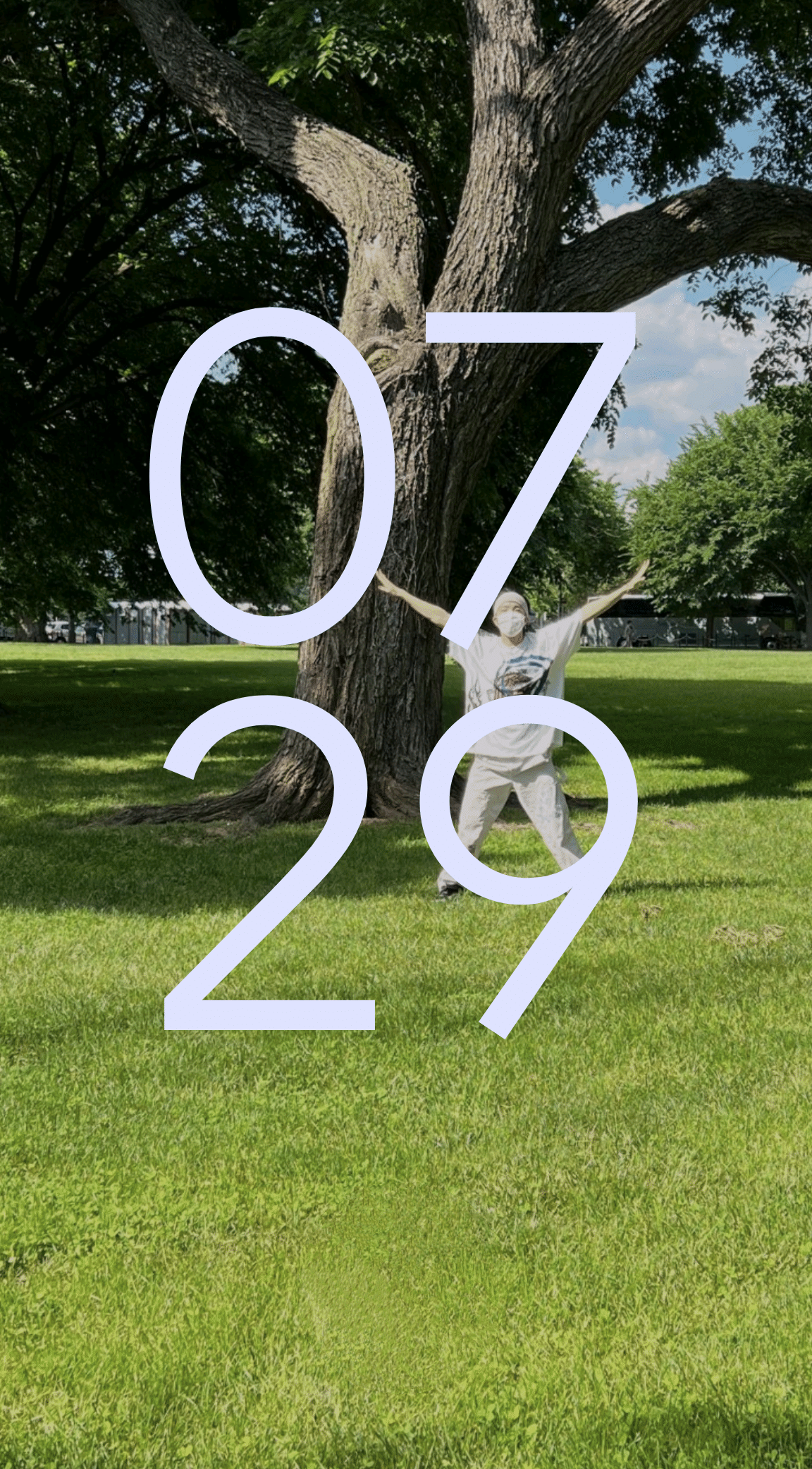 BTS Community Post - 朝からTMI🤩 スマフォを見たら……🤭 あっ！ 今だ〜!! 急げ! と、スクショを📷💥 （最近やっとスクショに慣れた私です……） 自分のBDとhobi ...