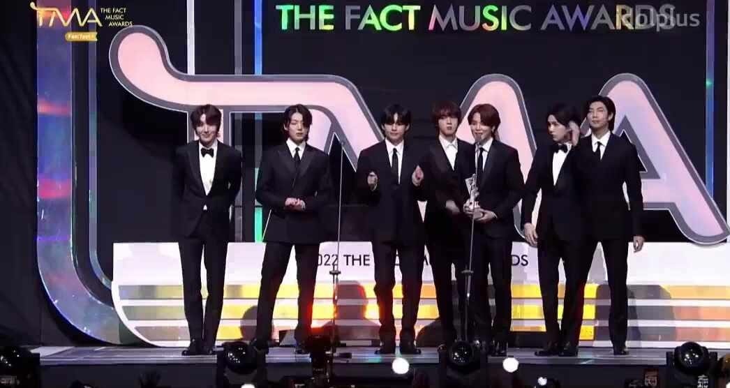 BTS Community Post - Congratulations BTS for winning 'Idol Plus Popularity Award' at the 2022 ...