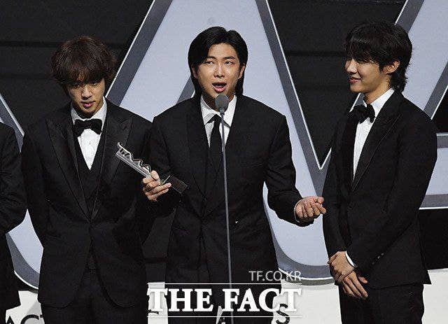 BTS Community Post - BTS in TMA awards 🤞🏻💫