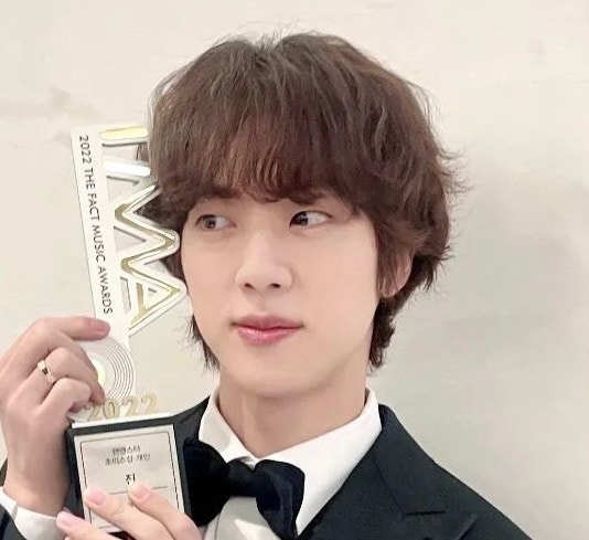Bts Community Posts ãžã³ããð¹ ãã¯ããããããŸãð ÂŽ ` ïŸïŸïœ³ æšæ¥ãå®¶æã§è¿å Žã«æ
è¡ã«è¡ã£ãŠã