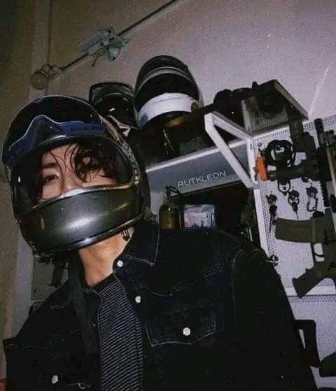 BTS Community Post - Mr. Jungkook take me on your motorcycle 💗😳