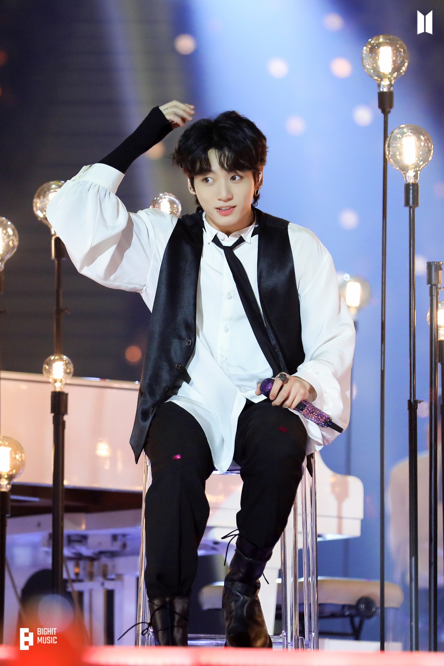 BTS Community Post - Jung kook🐰 グクのVocalが大好き😆💕 釜山公演には行くことができなくて 実物のグクは ...