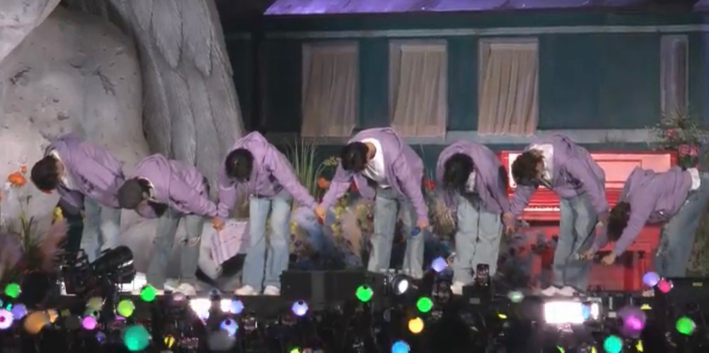 Bts Community Posts あっという間に終わってしまった🥺🥺 バンタン大好きすぎて泣く😭 ずっとこれからも幸せでいてください
