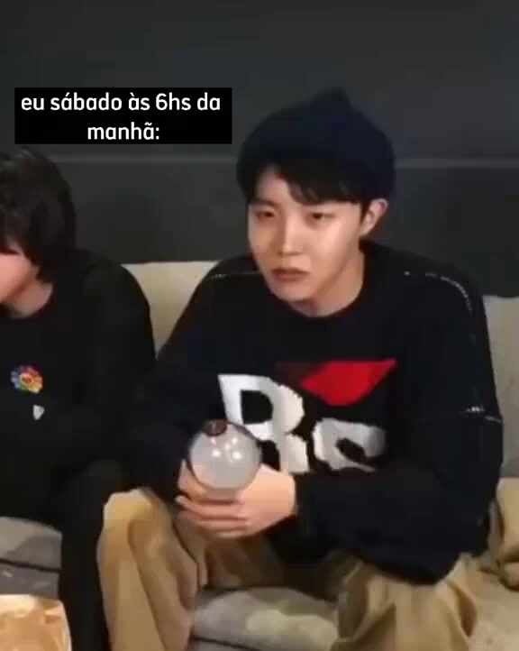 BTS Community Posts - me at 6 am watching the show on Weverse at home 🤗🤗🤗🤗