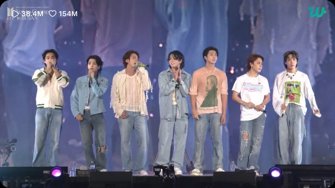 BTS Community Post - So beautiful! ARMY, please stop commenting!