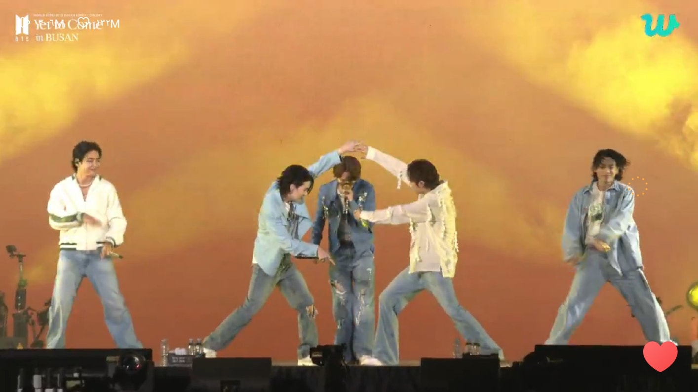 BTS Community Posts - #yettocome_on_weverse_live