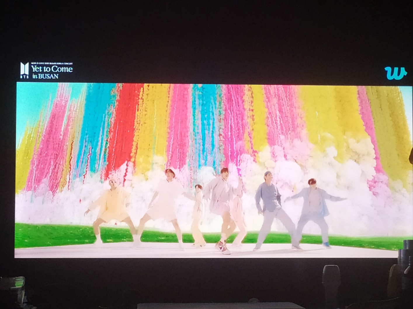 BTS Community Post - #yettocome_on_weverse_live #yettocomeinmyroom #yettocomeinBusan The best ...