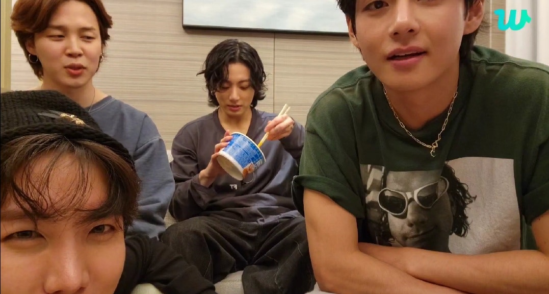 BTS Community Post - I'm focus jungkook hungry 😅