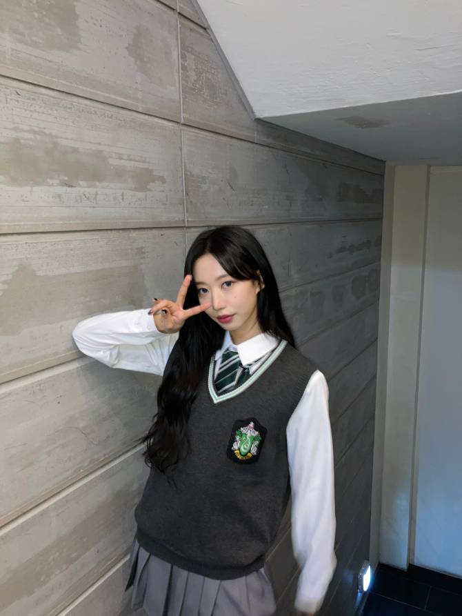 Secret Number Community Post 락키들 벌써 10월이 반이나 지나갔어요 😲😲 곧 제가 정말정말