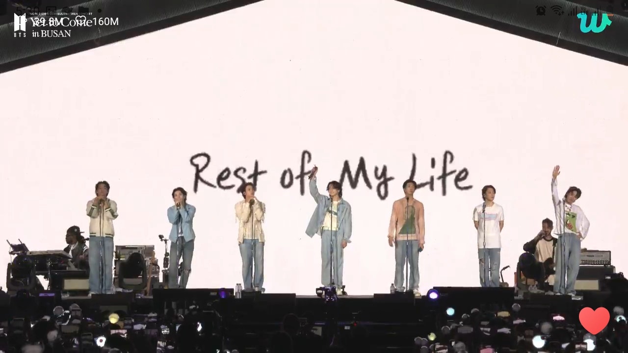 BTS 커뮤니티 포스트 - The concert was amazing and magical, I feel very happy ...