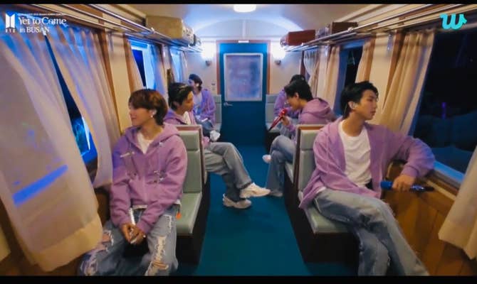 Bts Community Post 콘서트는 완벽했어 난 그걸 최대한 즐겼어 저는 그들이 자랑스러워요🥹👏🏼 엄청난 박수 💜