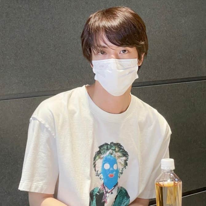 Bts Community Posts 오늘도 기분 좋은 아침입니다 최근 Weverse에 많이 와 줘서 기쁩니다💕 오늘은 뭐하고