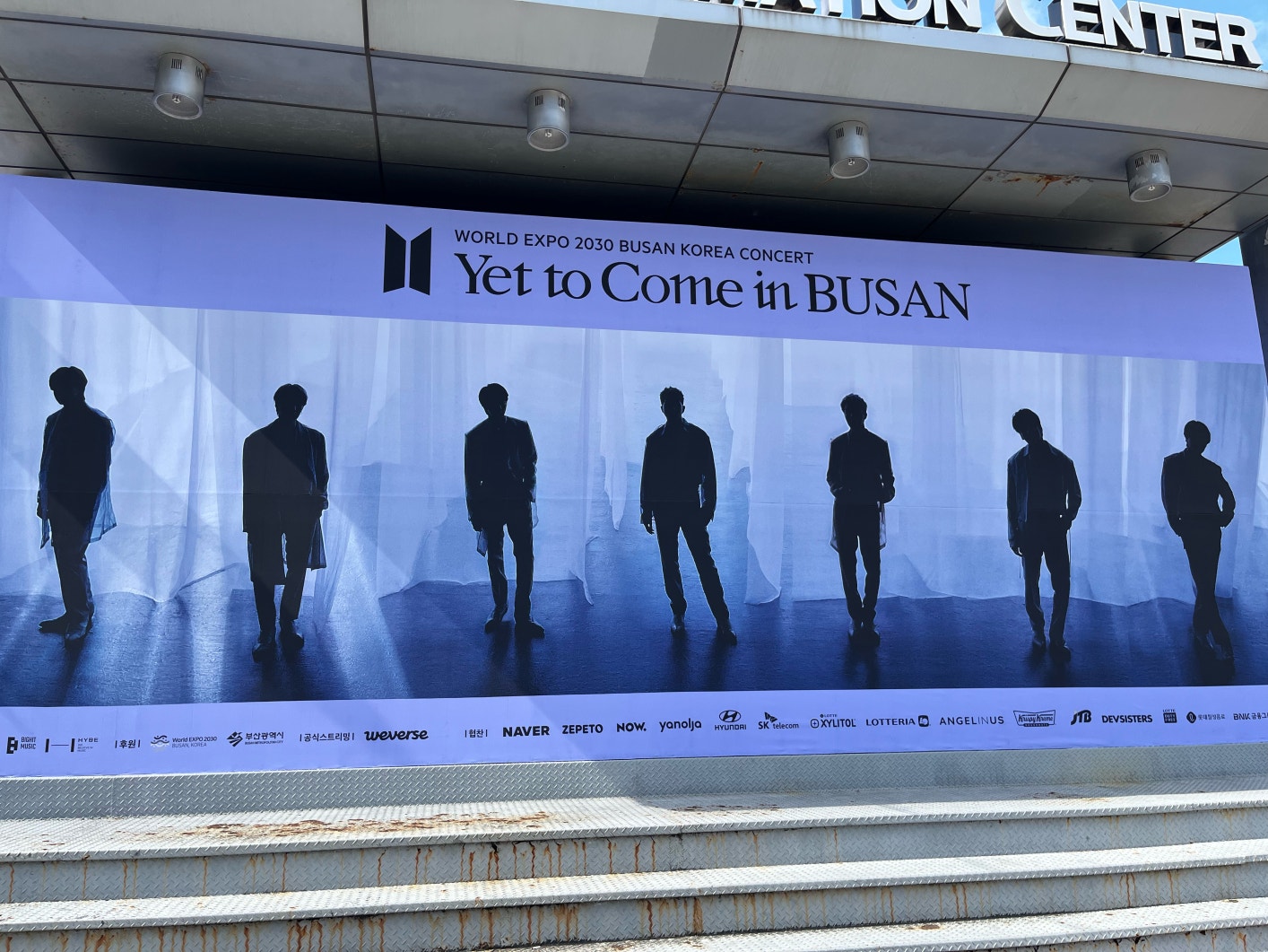 BTS Community Post - ♡🇰🇷BTS Yet to Come in Busan🇰🇷♡ チケット🎟.·は手に入らなかったけど、大好きな7人に少しでも近づきたくて渡韓してきました ...