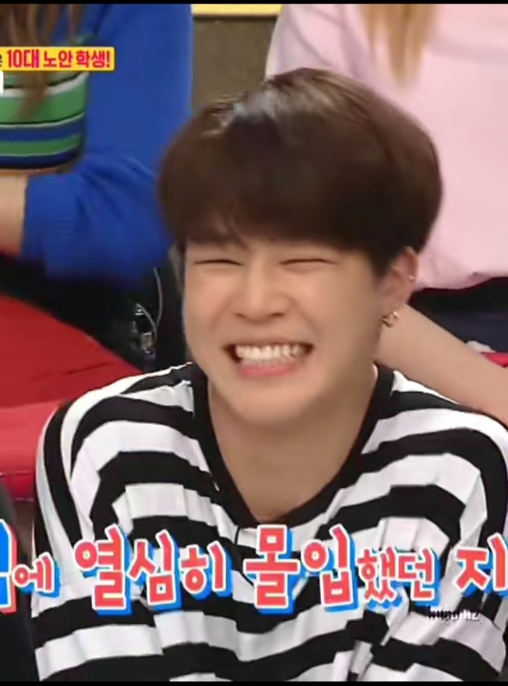 BTS Community Post - cute 😁