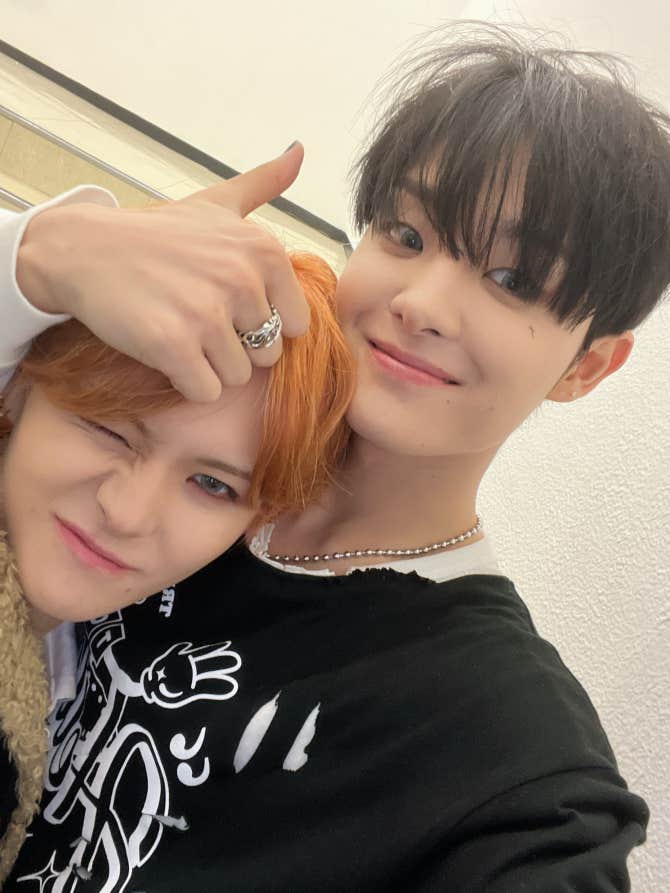 Treasure Community Posts 오늘도 너무 즐거웠어요 너무너무 감사한 마음뿐이고 내일 공연도 화이팅 할께요