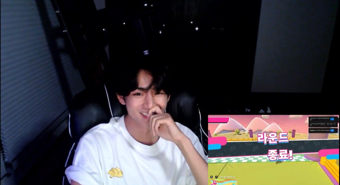 Bts 커뮤니티 포스트 태형이는 약속대로 라이브를 했어요 태형아 고마워 ️