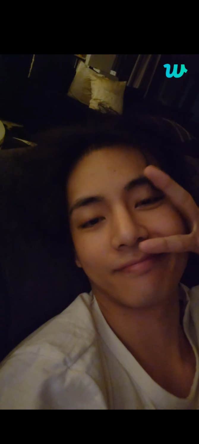 BTS Community Posts - 잘자요💜💜